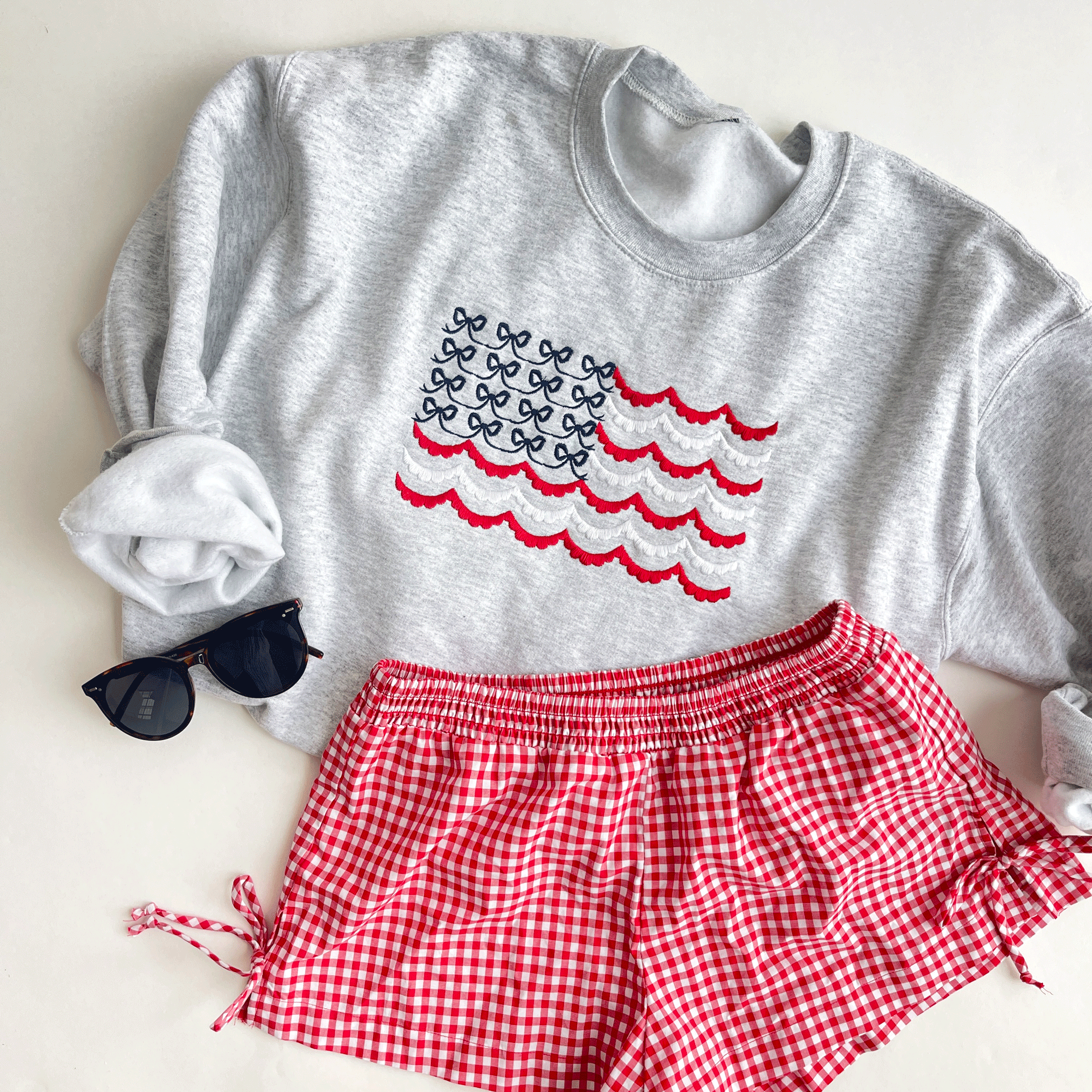 Embroidered USA Bow and Scallop Crewneck Sweatshirt